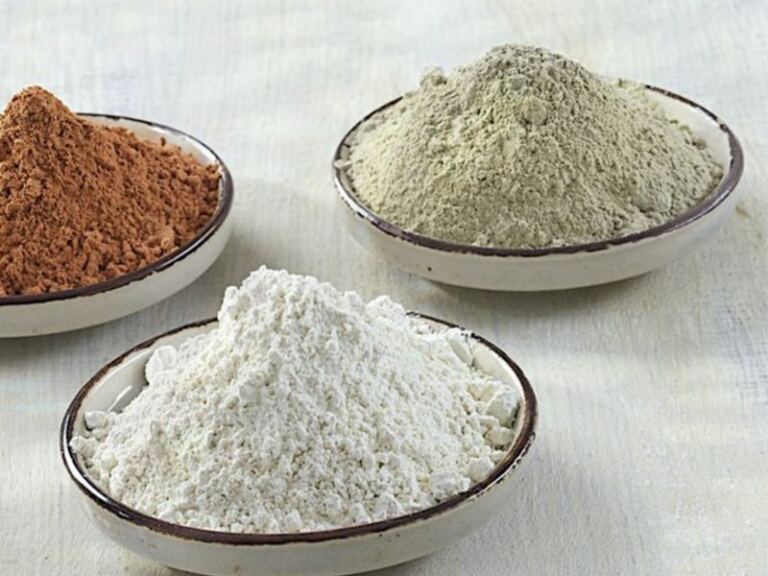 Green clay or white clay: What to choose for your skin? | Argiletz